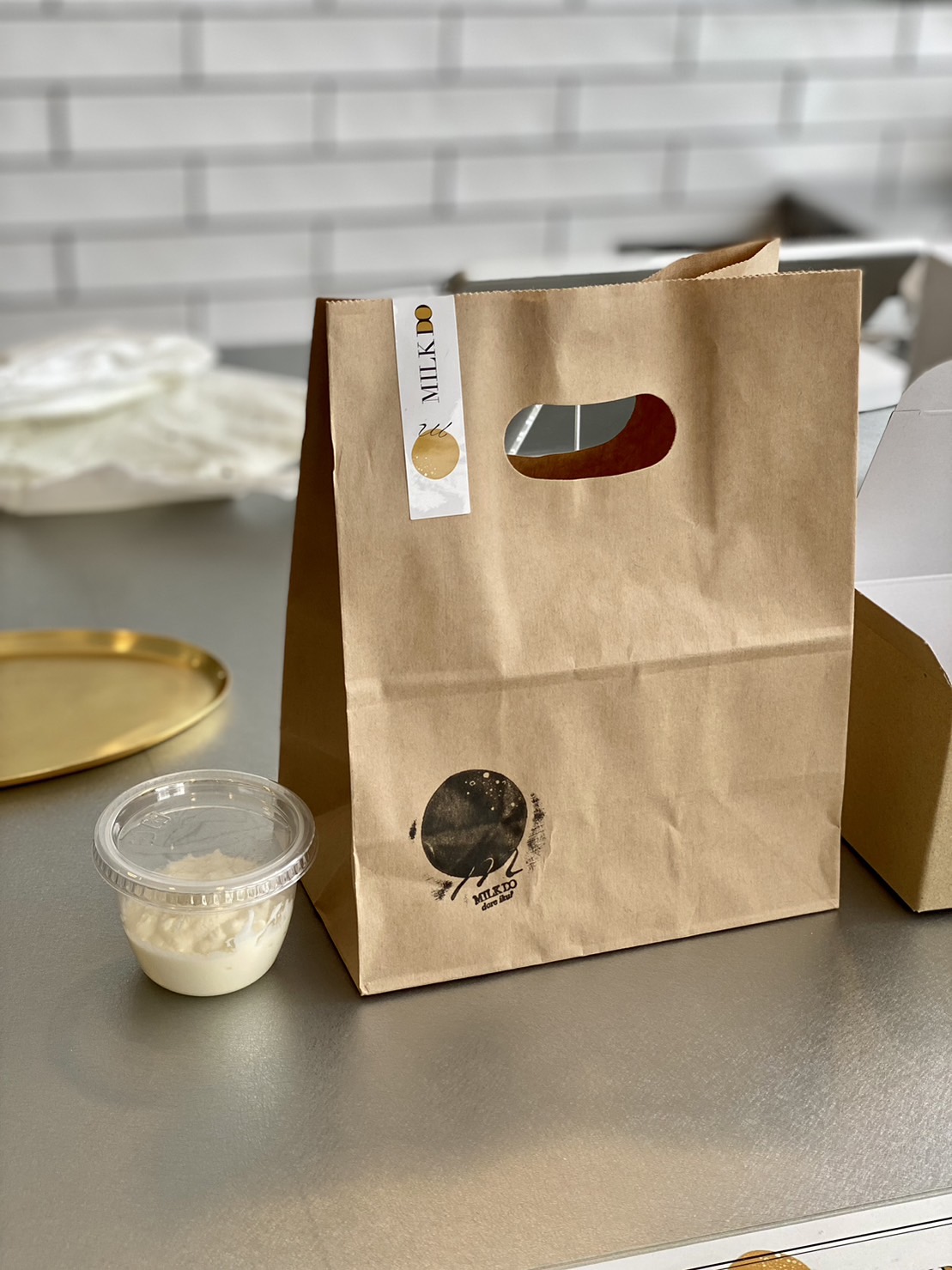 MILK DO dore iku?(ミルクドドレイク)牧場直営の生仕立てドーナッツ専門店 | おにやんグルメ